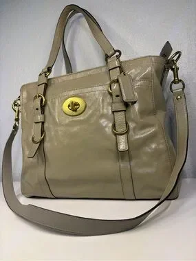 Coach | Bags | Coach Chelsie Patent Leather Tote Satchel G969f4022 ...